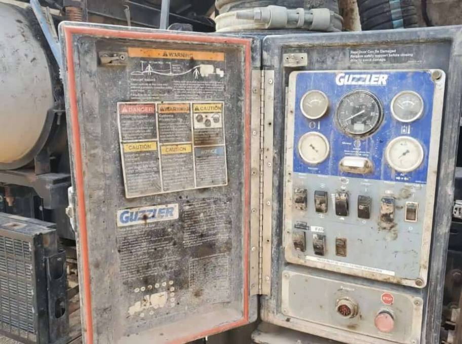 Used 2009 Guzzler Guzzcavator Vacuum Excavator (International 7600 SBA ...