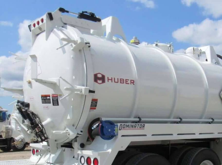 New 2026 Huber Dominator Industrial Vacuum Truck (Freightliner Business ...